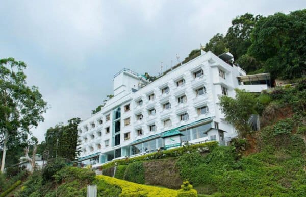 Munnar Hotels – Best Stays in Munnar for a Perfect Escape